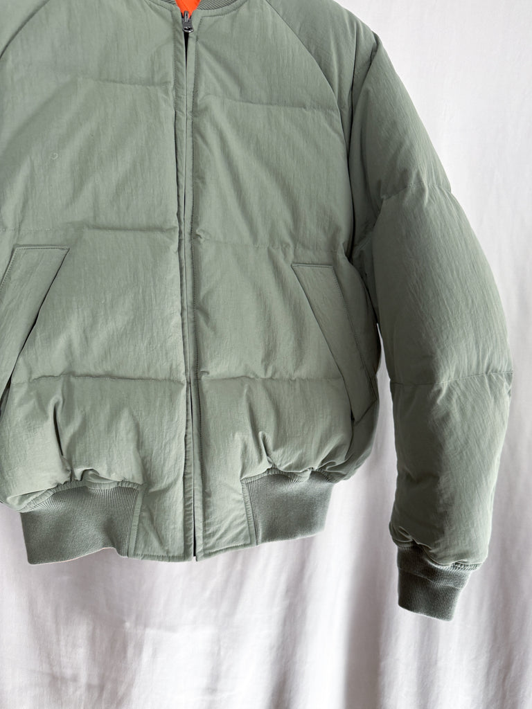 Dingyun Zhang AW25 Reversible Down Bomber – HUIBEN